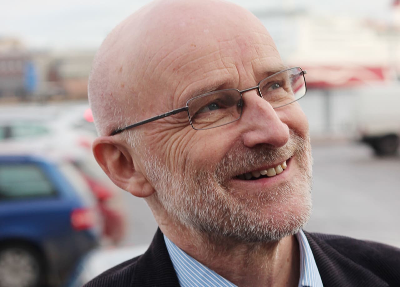 Kirkon lähetysteologi Jaakko Rusama on yhden teesin mies