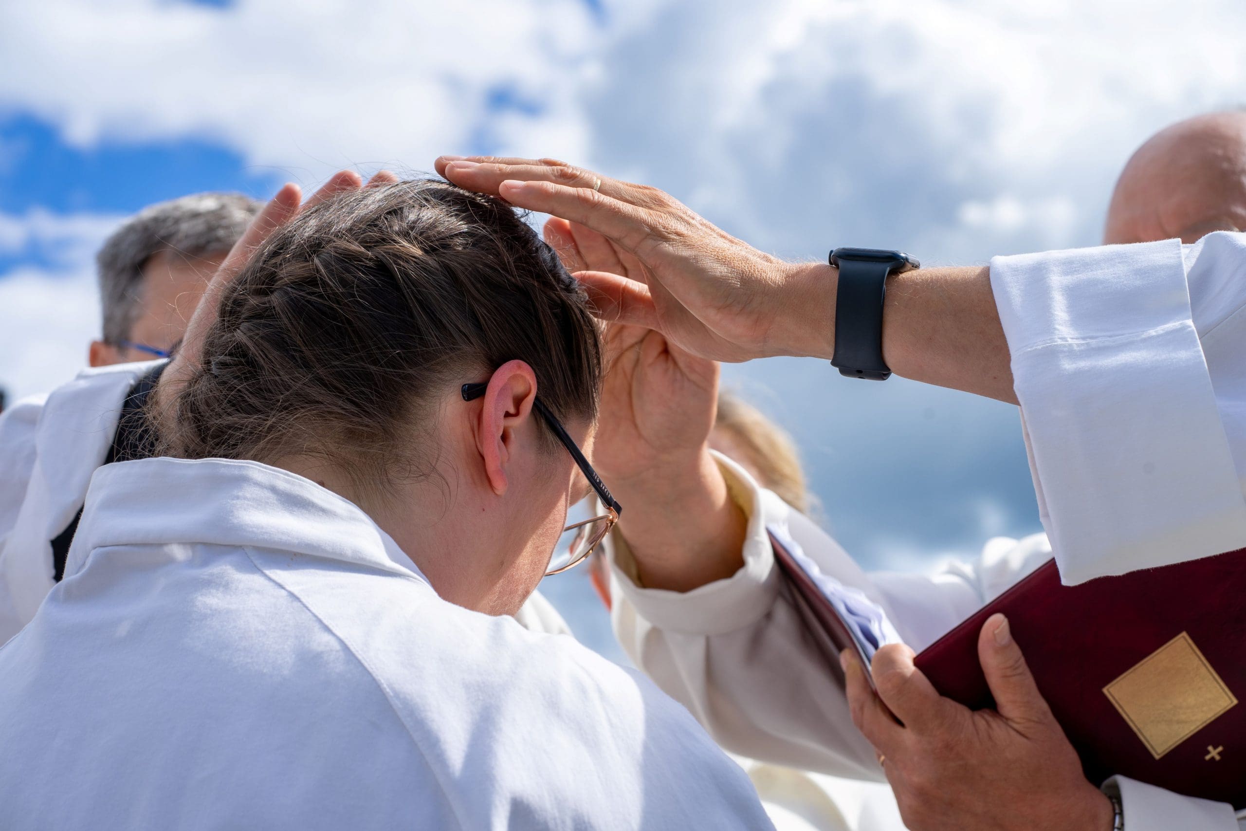 Siunattuna eteenpäin